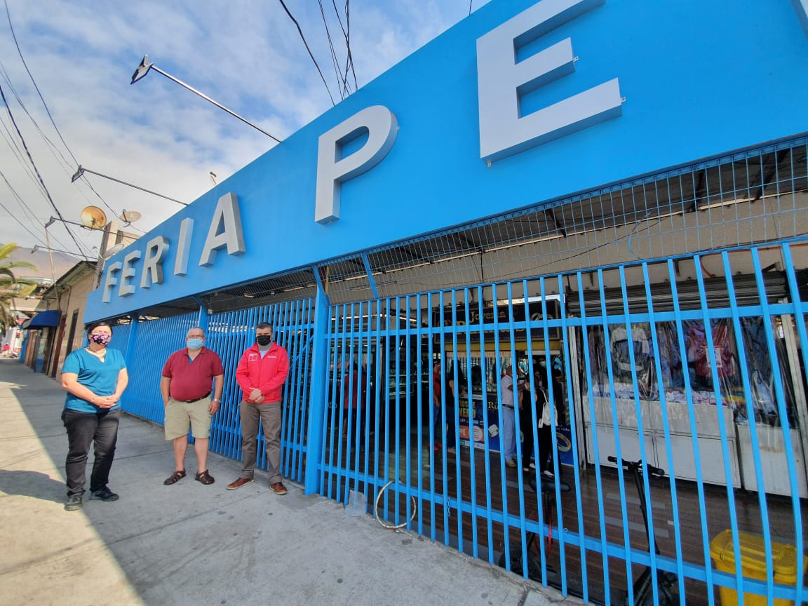 Feria Persa de Iquique luce nuevo rostro gracias a programa de Sercotec ...